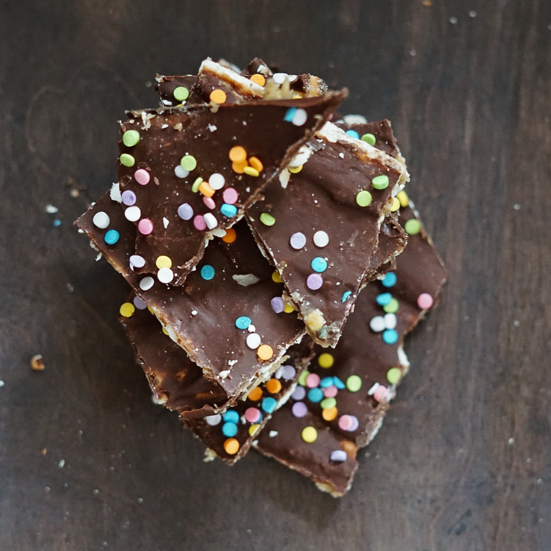 Chocolate Covered Caramel Matzo Crunch - thekitchensinkblog.com