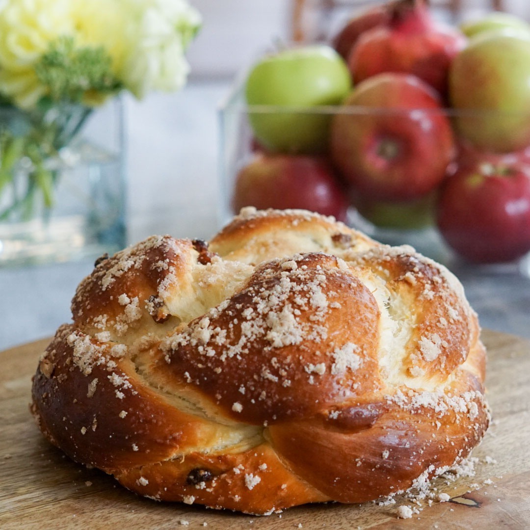 Pull Apart Challah - thekitchensinkblog.com