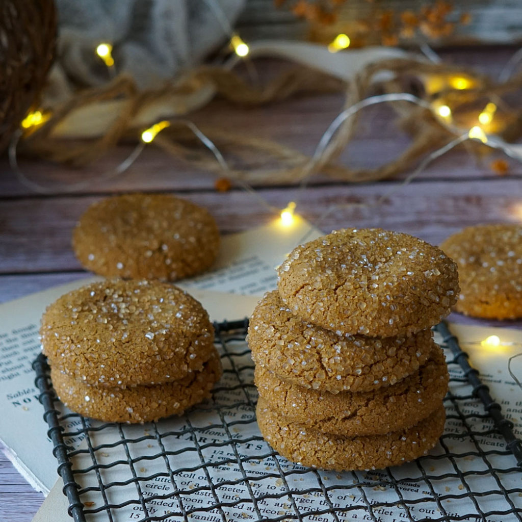 Chewy Molasses Spice Cookies - thekitchensinkblog.com